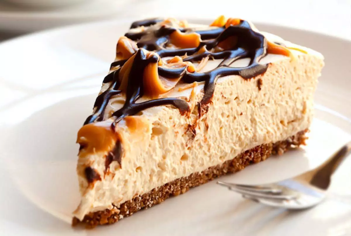 Kọfị na chocolate cheesecake ọcha, ọmarịcha parfait ikwu kacha nta