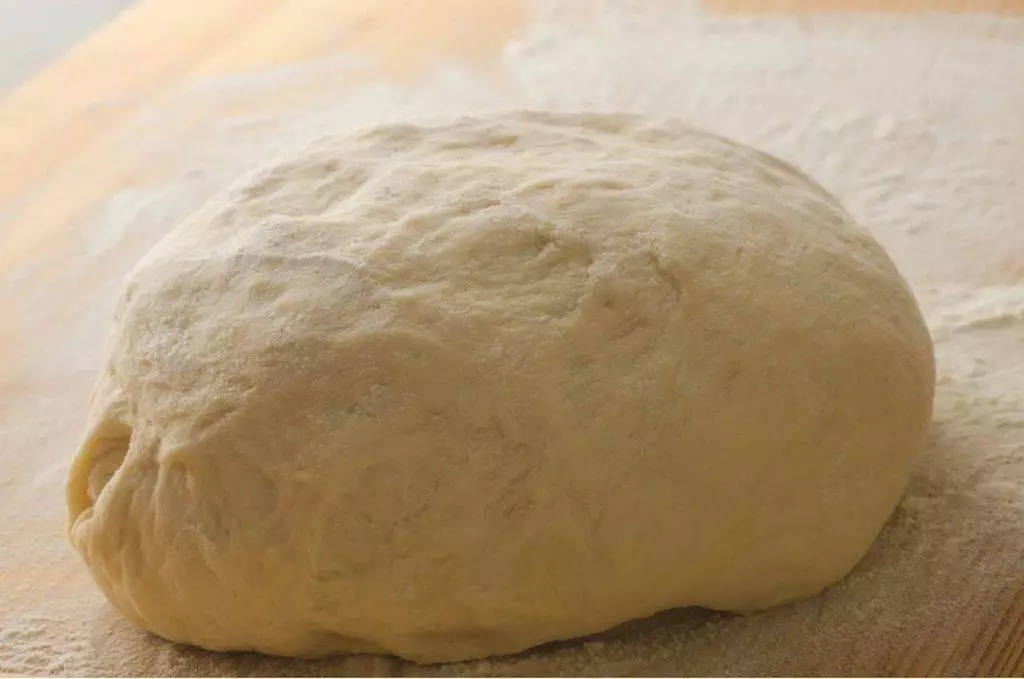 dough ອ່ອນກັບ ricotta