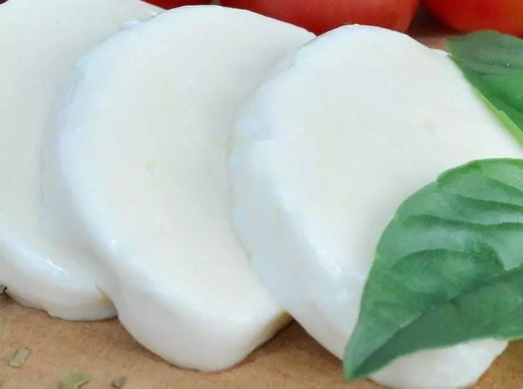 Caprese sagittario con aceitunas - receita impresa