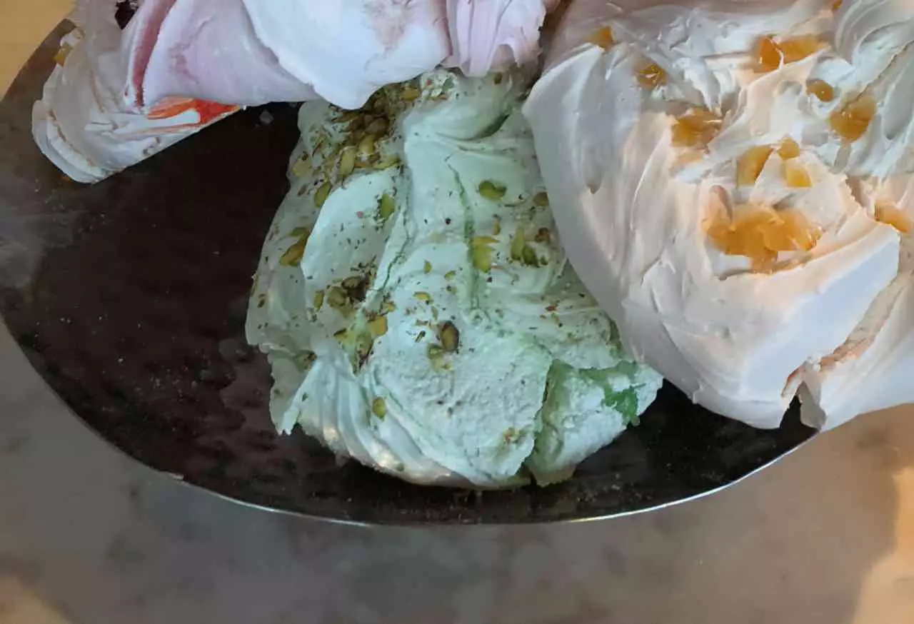 Pistachio Meringues | dessert iri nyore uye inonaka