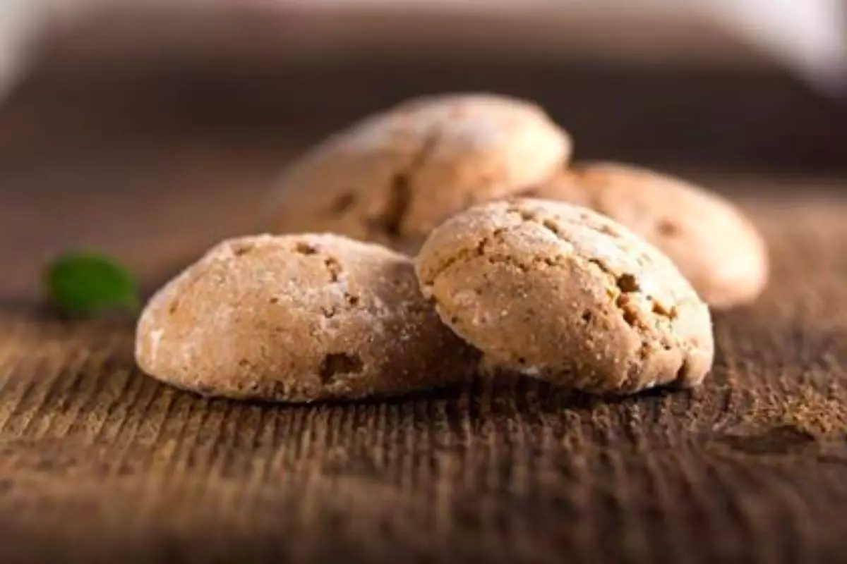 Soft hazelnut biscuit nga walay mantikilya nga resipe