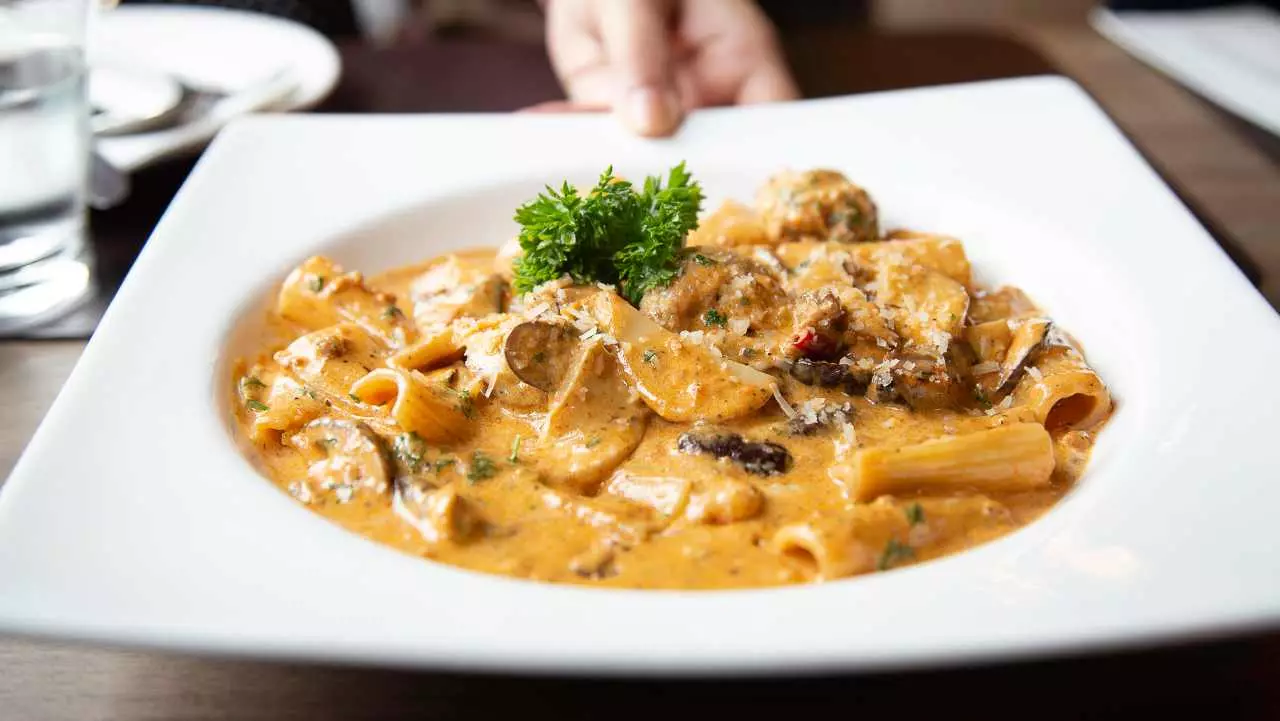 Pasta a l'estil cubà, una proposta cremosa i deliciosa