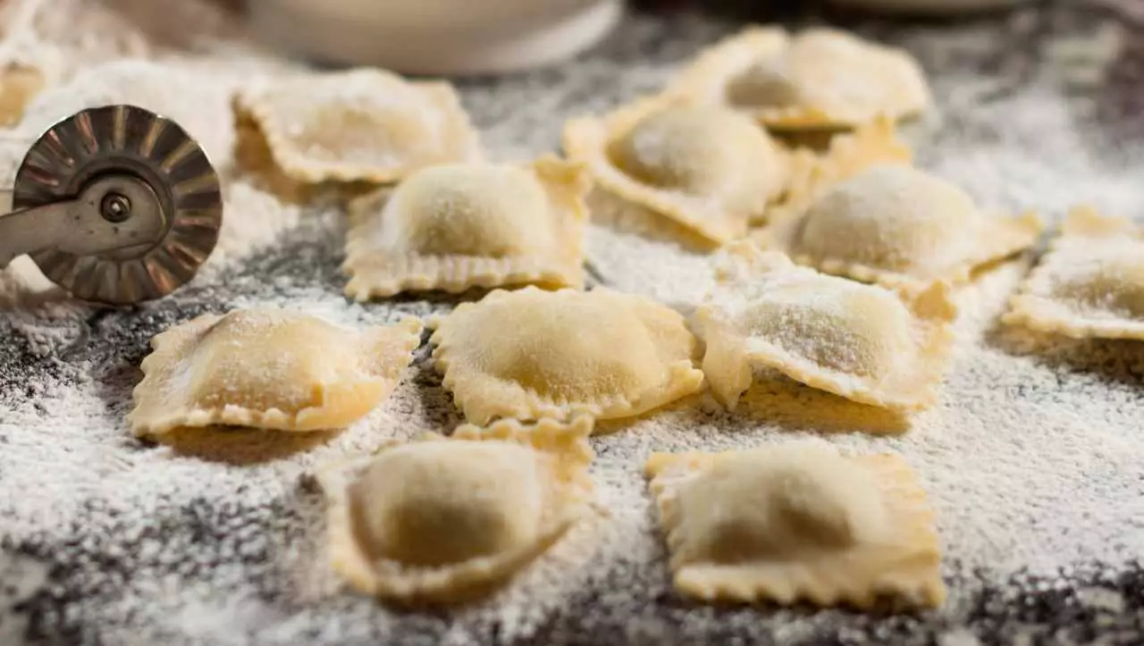 Raviolis de gambes amb aroma cítric | Pasta farcida