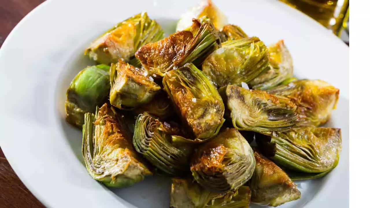 Sauteed artichokes: a euyeub, hampang jeung ngeunah lauk