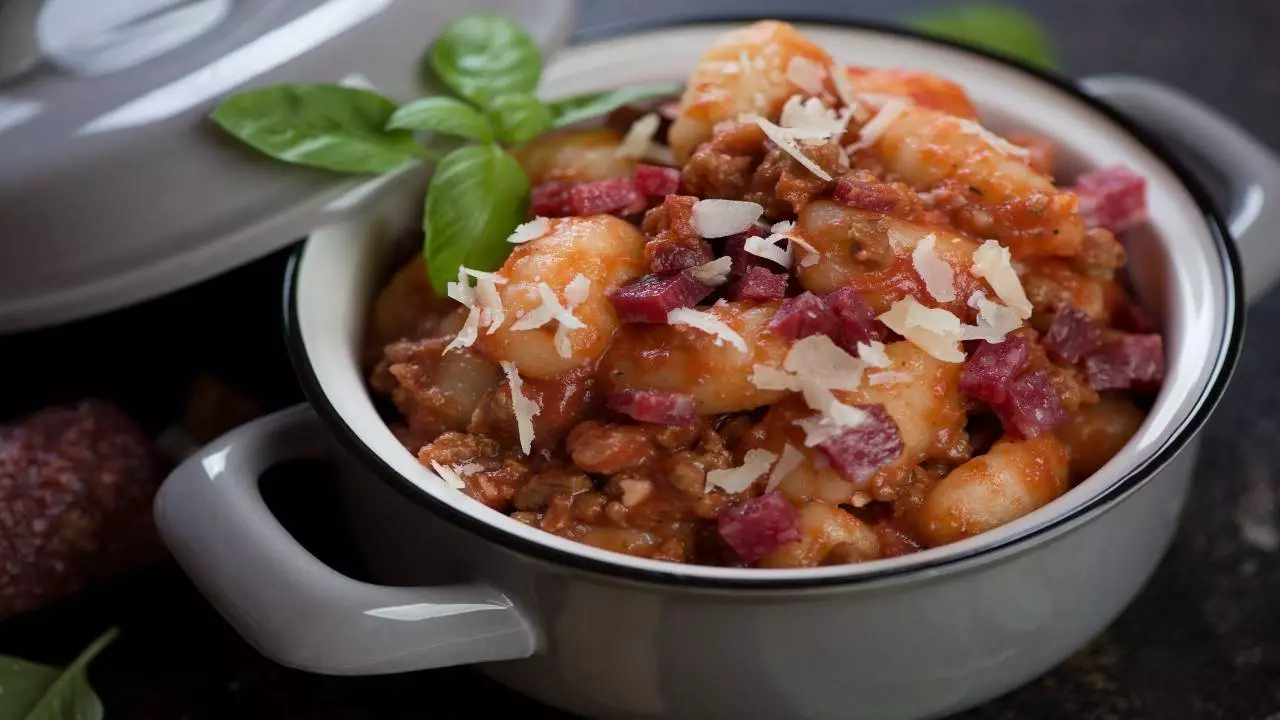 Gnocchi na may batik at kamatis | Isang ulam sa Linggo