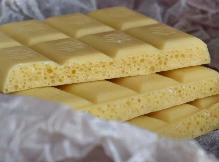 Bánh tart nhân dừa trộn FOTO đào