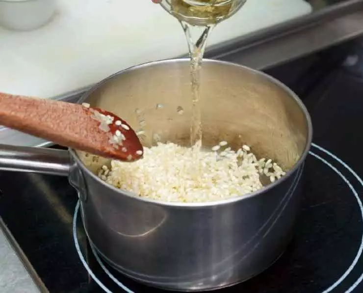 Risotto mei sitroen- en amandelpesto