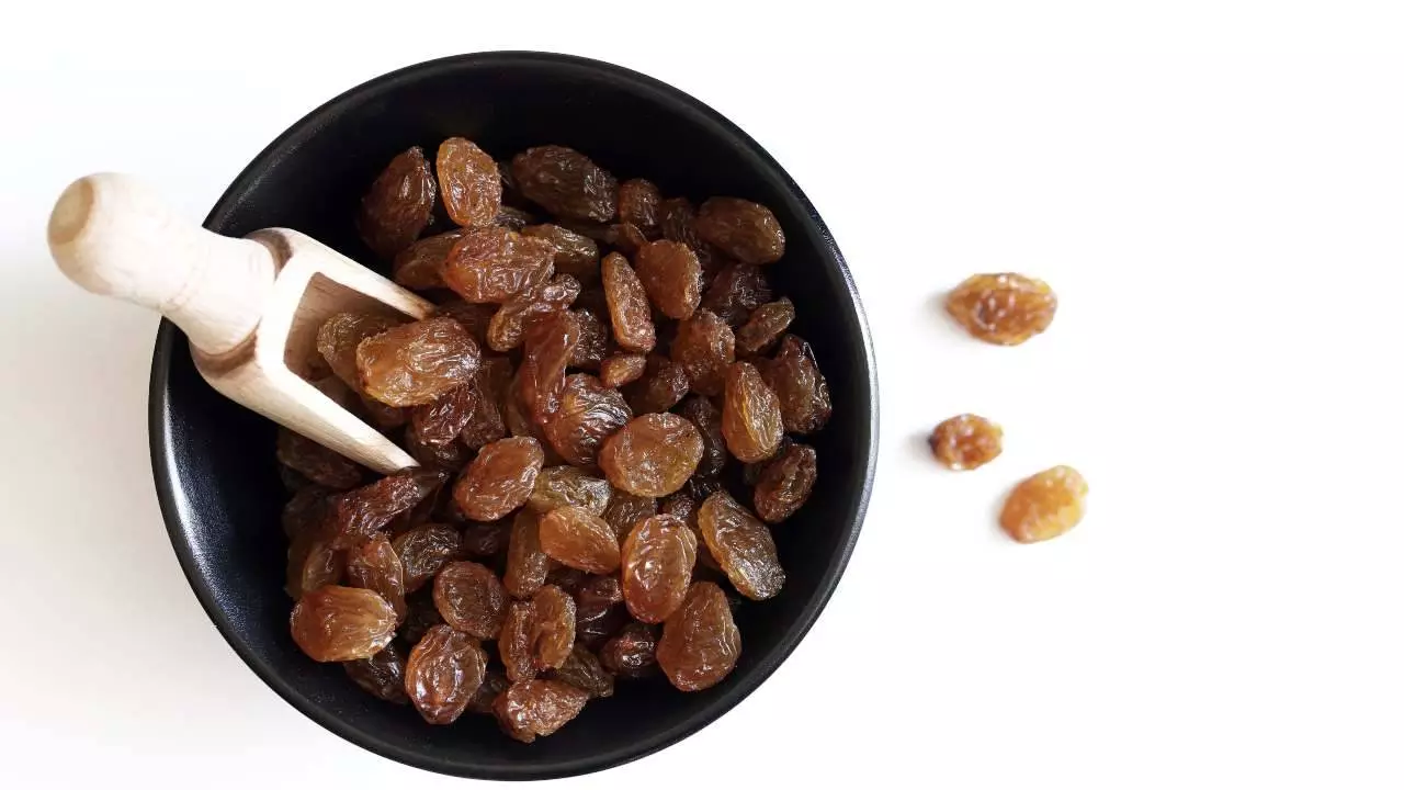 Homemade raisins | Nzira yekugadzirira sei mumatanho mashomanana