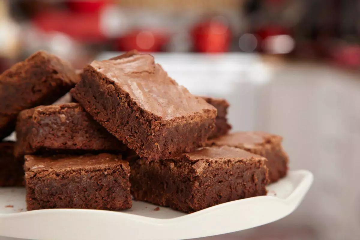 Brownies yepakutanga yekuAmerica recipe, iri nyore uye inokurumidza!