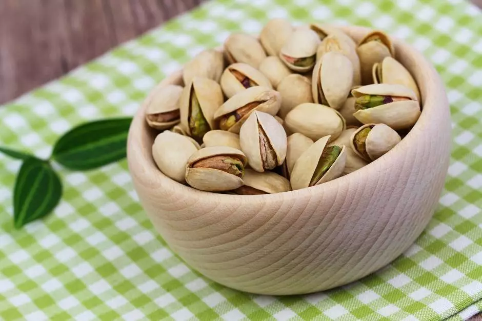 Hazelnut putih dan krim pistachio Cetakan resipi PHOTO