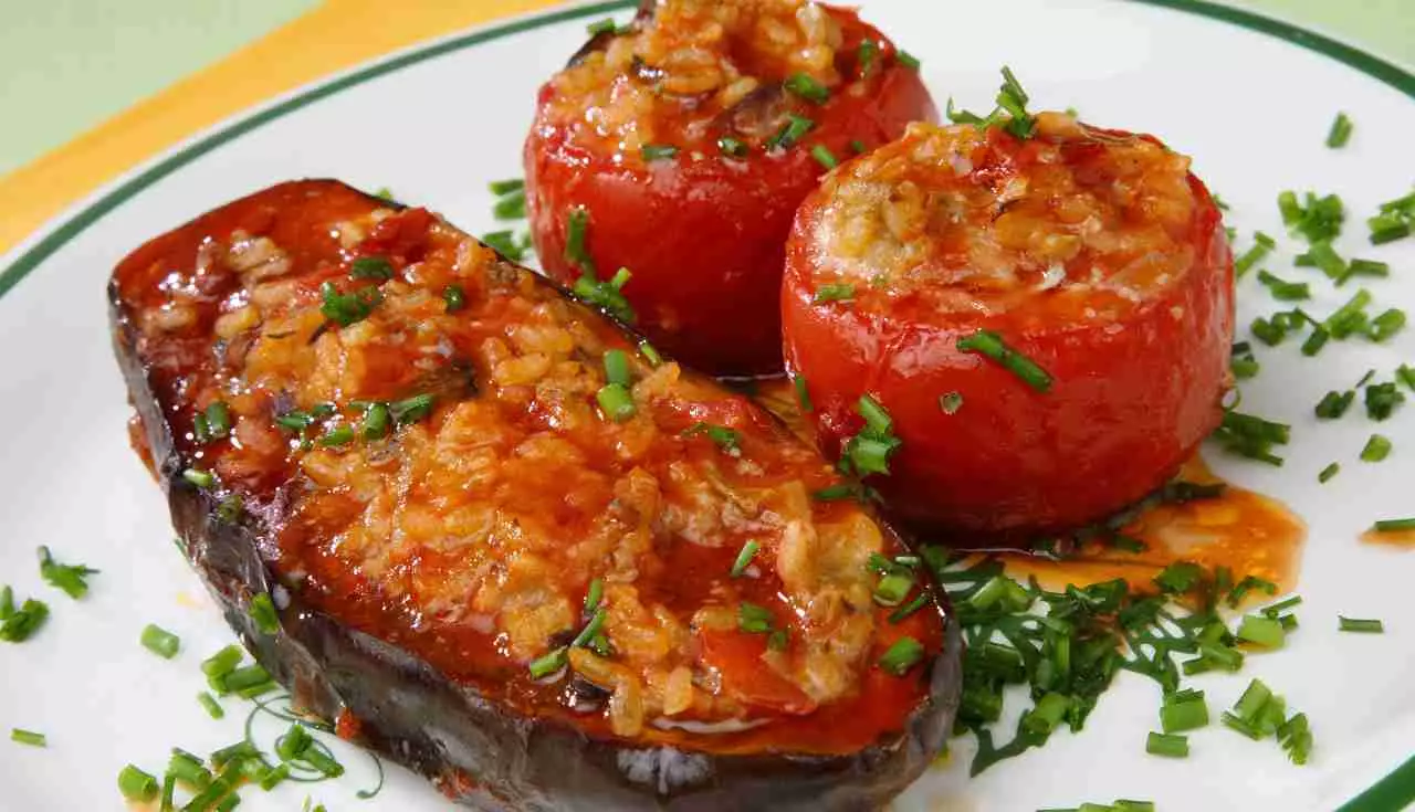 Eggplant stuffed with rice recipe preparation ingredients 8055_1