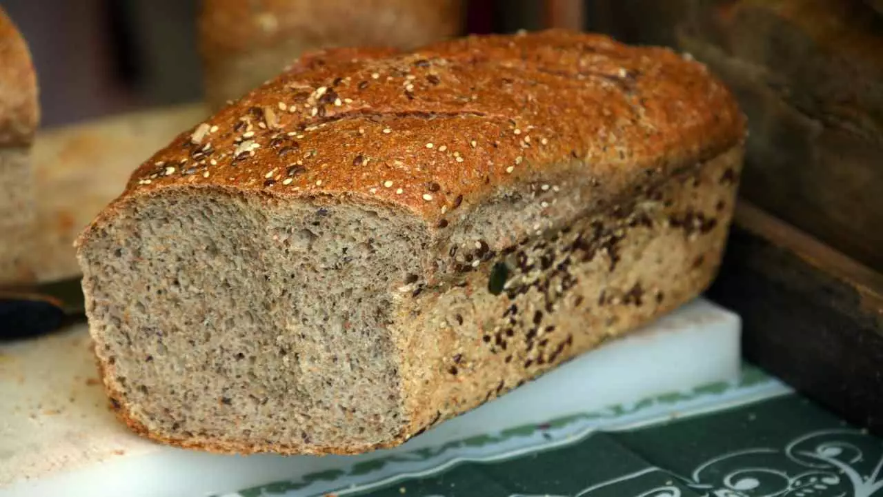 Homemade wholemeal panbauletto | Simple nga resipe