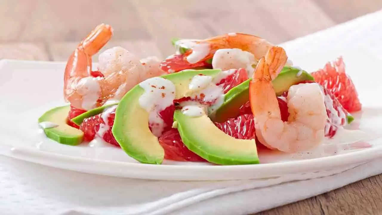 Recipe ea salate ea Prawn, grapefruit le avocado