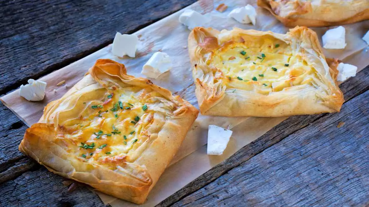 Squares saka filo pastry karo keju | Cepet lan gampang nyiyapake