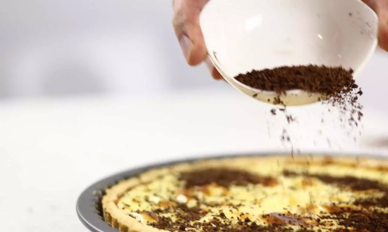 Tiramisu tart ndin | A titun ati ki o ailakoko ohunelo