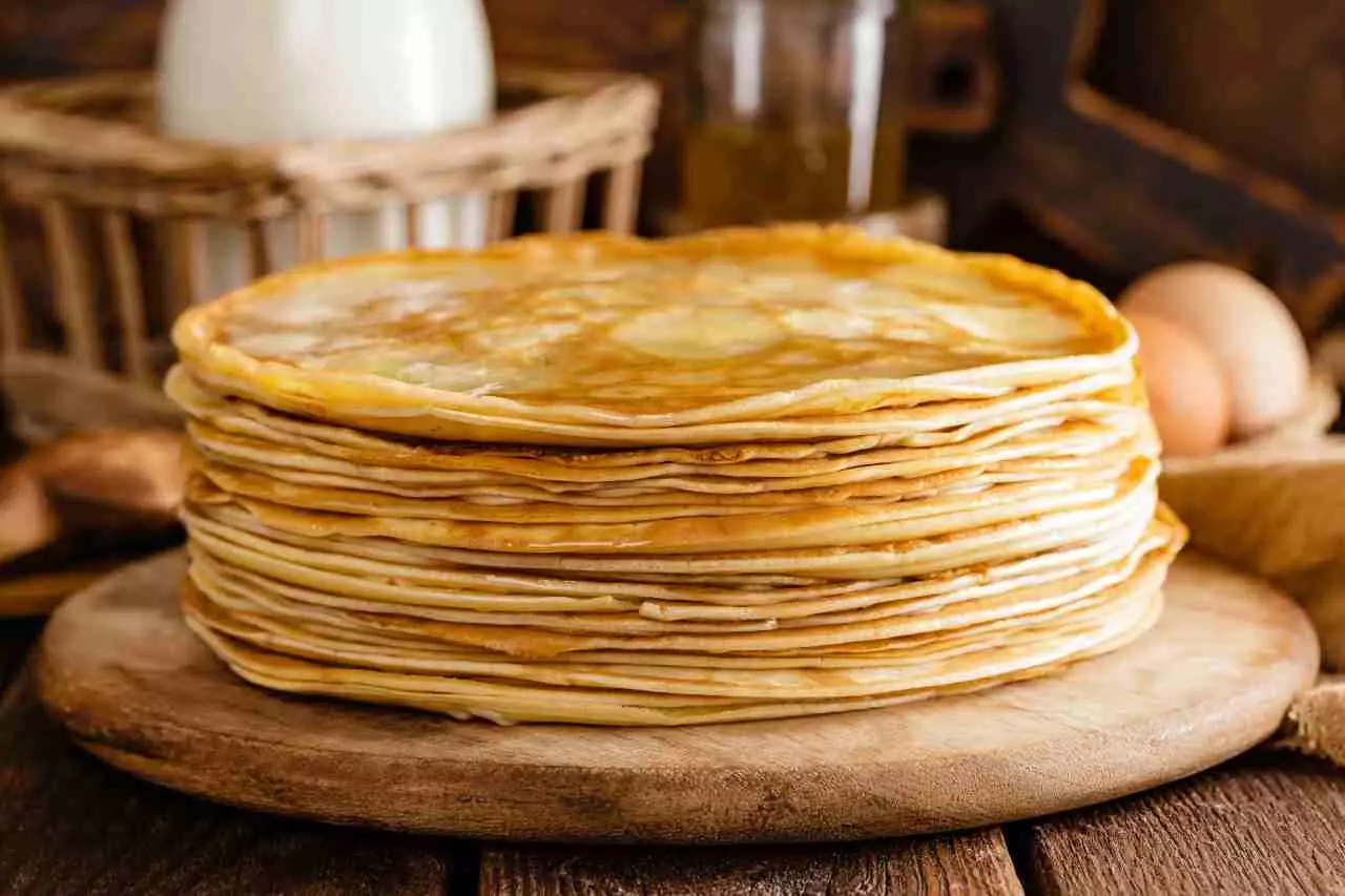 ပေါ့ပါးသော crepes