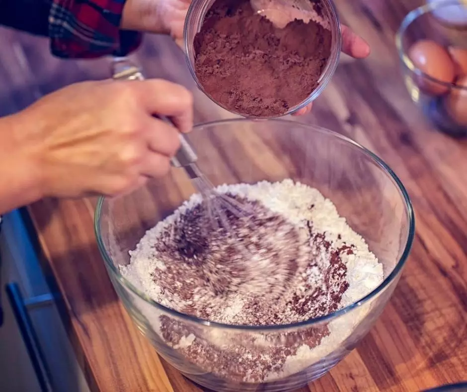 Weicher Erdbeer- und Schokoladenkuchen, das erhabene Dessert, das alle erobern wird 8532_3