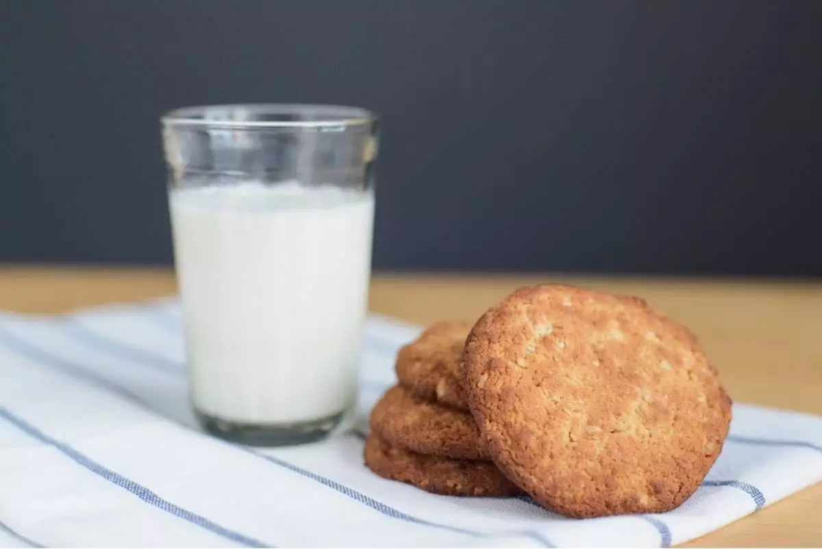 Galleta integral para remojar es friable, sabrosa, ideal para el desayuno