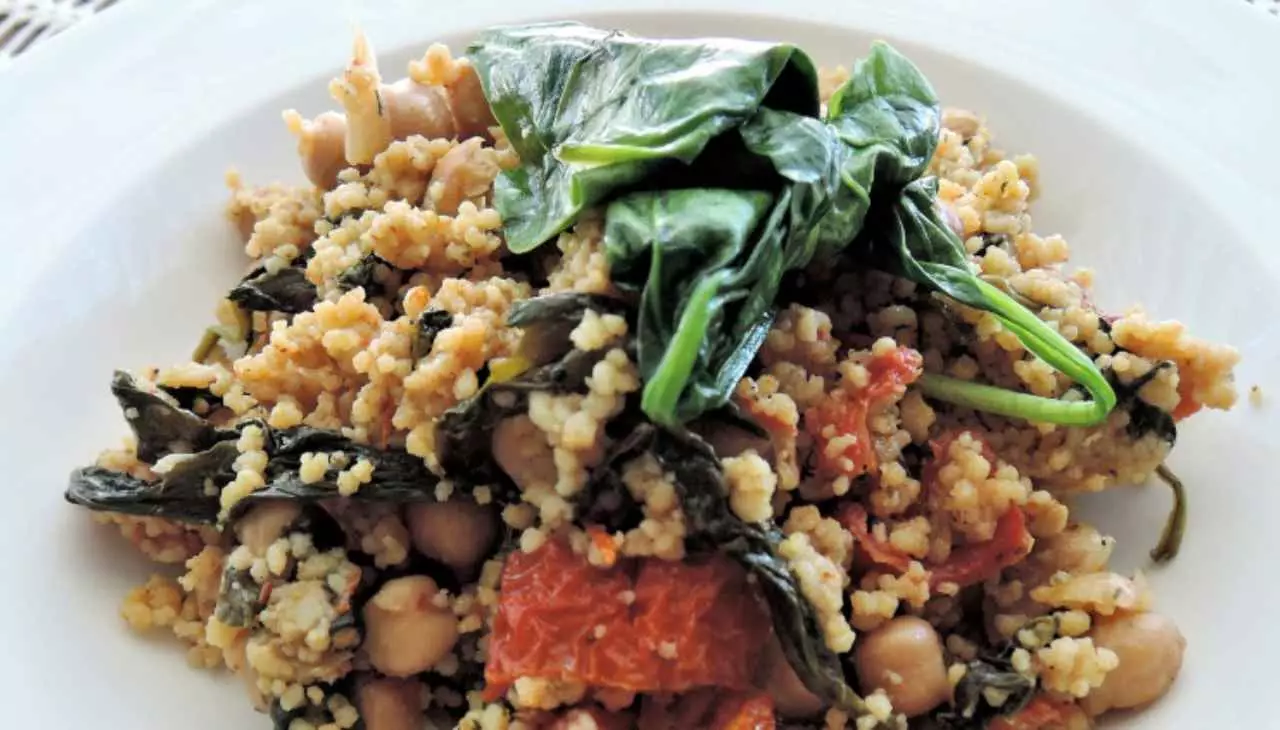 Cold couscous with spinach chickpeas tuna uye lemon | Yakanyanya nyore uye inonaka