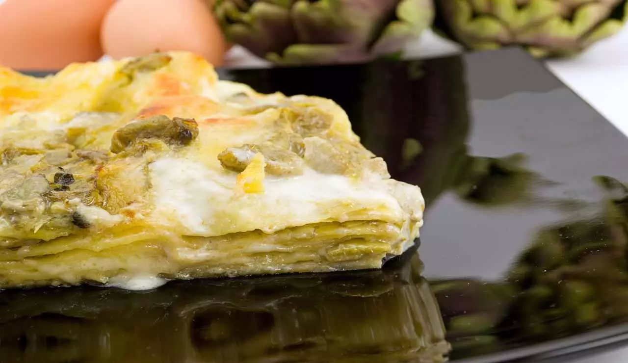 Nooca iftiinka ee artichoke iyo mozzarella lasagna | iftiin iyo dhadhan fiican leh