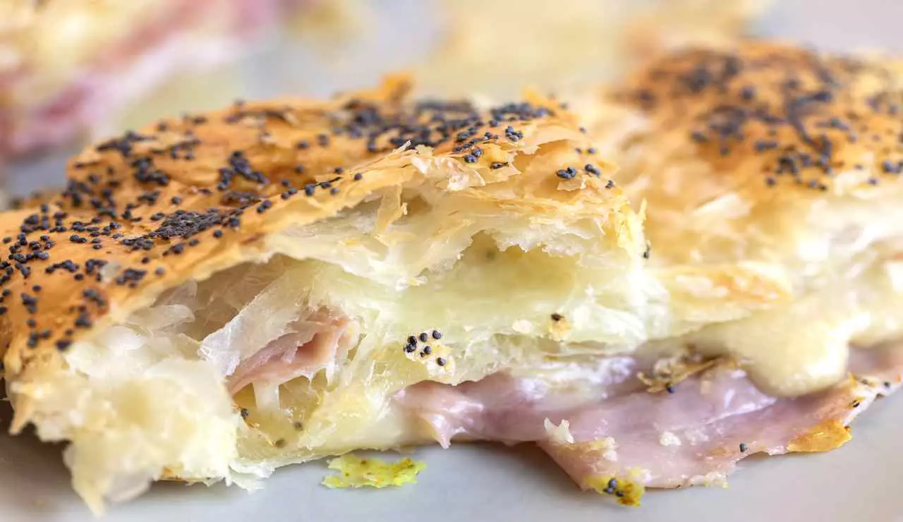 Mortadella va provola strudel | 20 daqiqada mazali tayyor