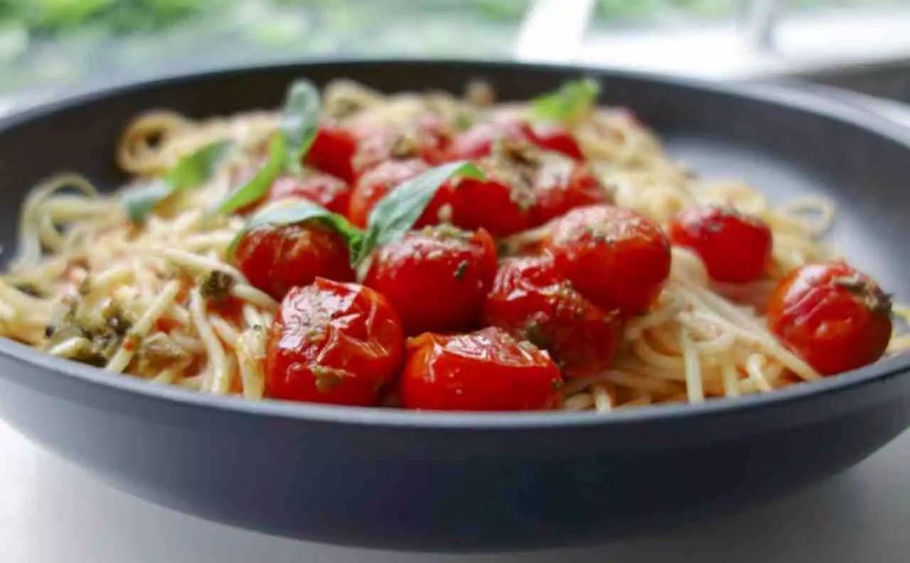 Spaghetti alla San Giovannino: a typical pasta dish from Puglia