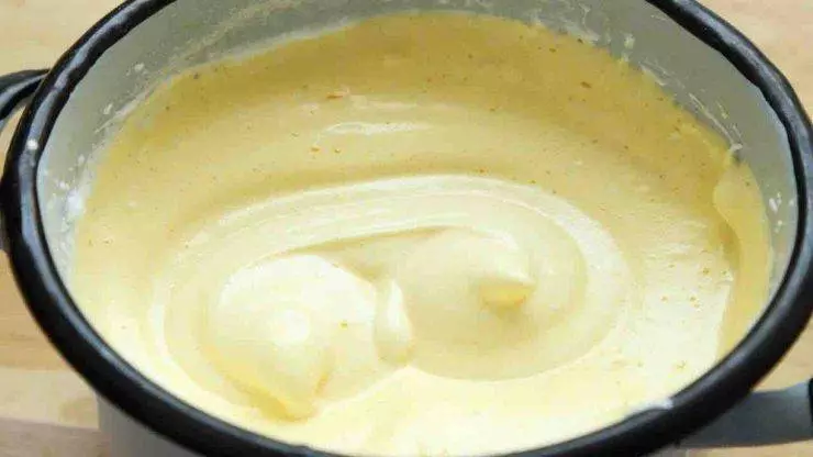 Galletas, ciruelas y ponche de huevo FOTO receta impresión