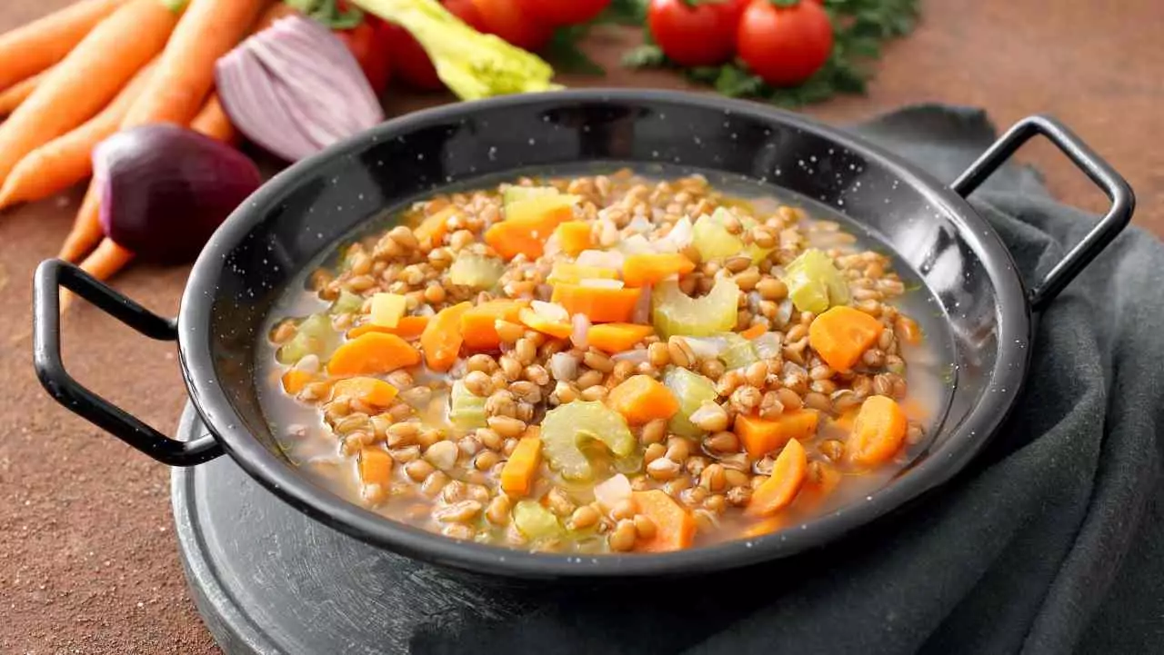 Farro's soup Farmer's | Một món ăn dễ dàng và ngon