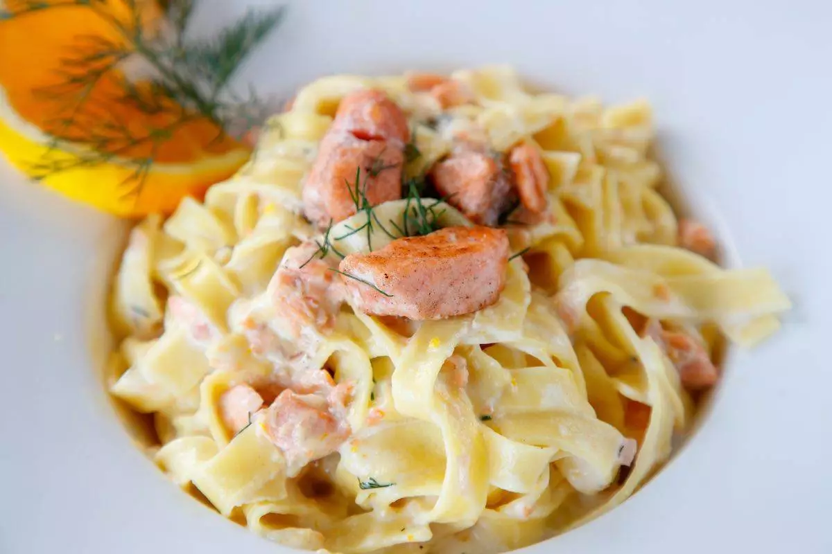 orange salmon tagliatelle Ang mga unang kurso ng ricettasprint.it