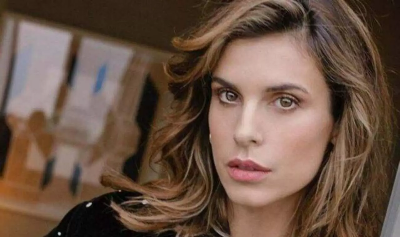 Elisabetta Canalis שעף פֿאַר אַ טאָג | די סאַלאַט רעצעפּט