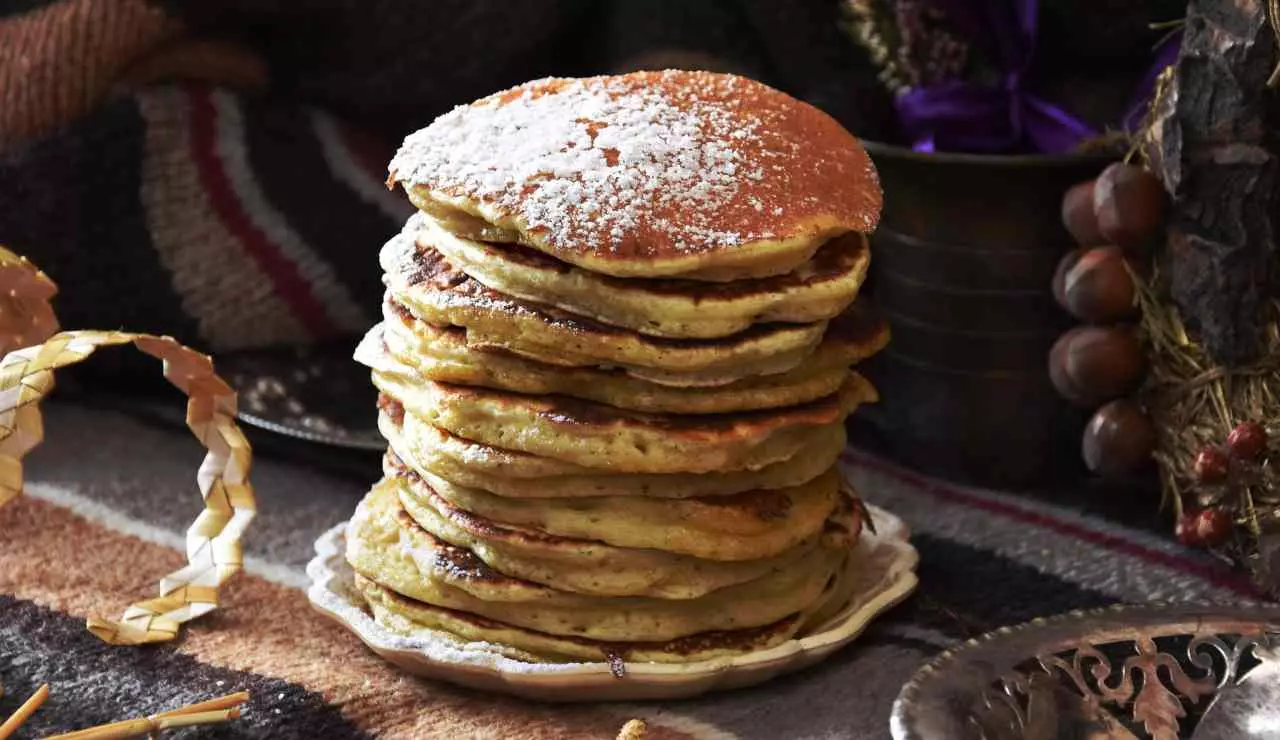 Cinnamon light pancakes recipe print