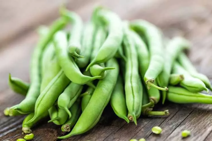 Sopa de xudías verdes e patacas | Barato e sinxelo 9764_2